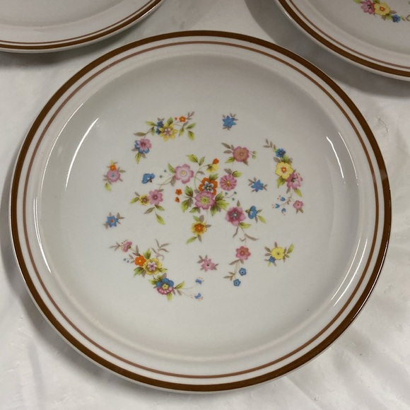 Colonial Stoneware | Dining | Colonial Stoneware Violet Salad Desert ...